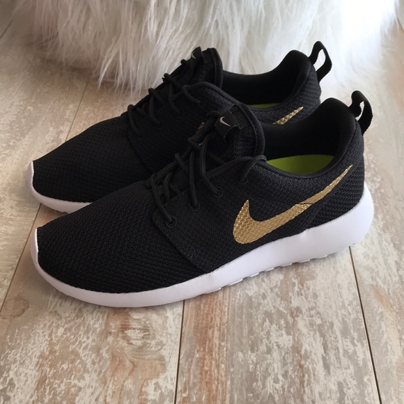 Nike | Shoes | Nwt Nike Id Roshe One Custom Gold Swoosh | Poshmark
